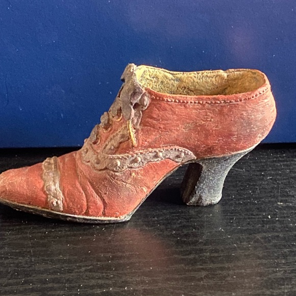 Source Unknown | Other | Collectible Cold Cast Porcelain Shoe Figurine ...